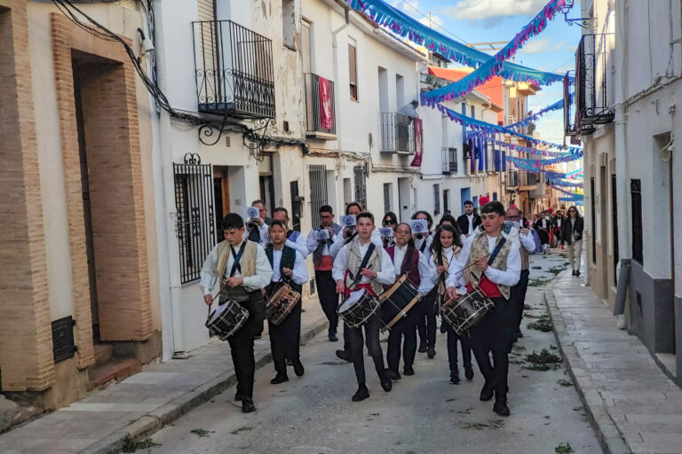 A Crazy Vertical Mascletà Firework by Ricasa In Benissa 2022