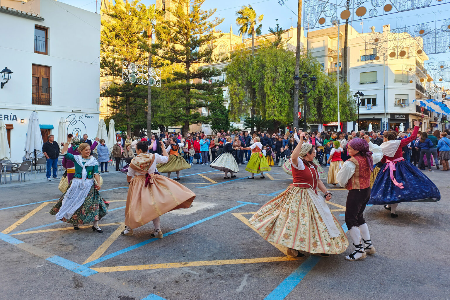 A Crazy Vertical Mascletà Firework by Ricasa In Benissa 2022