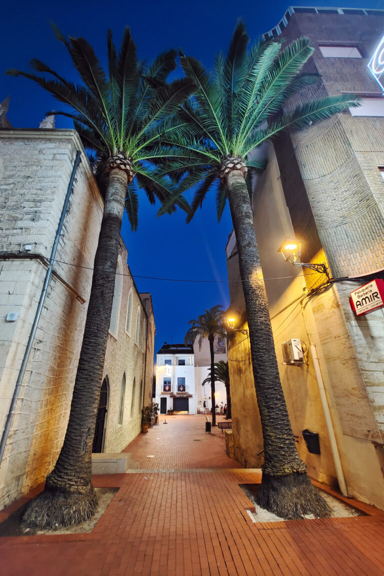 A Crazy Vertical Mascletà Firework by Ricasa In Benissa 2022