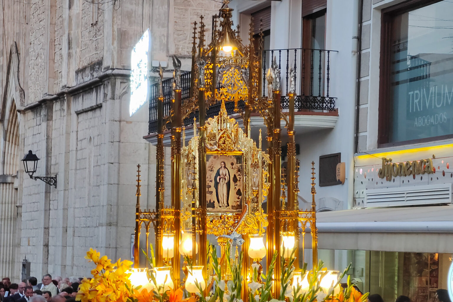 A Crazy Vertical Mascletà Firework by Ricasa In Benissa 2022