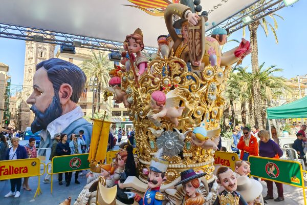 The Fallas Figures of Fallas 2023 - The Winner: Falla Exposició Misser ...