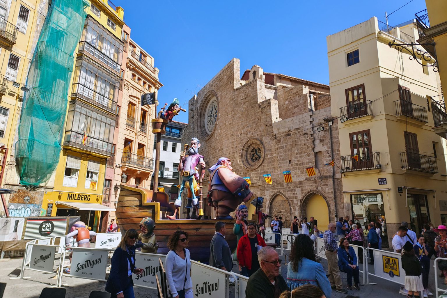 The Fallas Figures of Fallas 2023 - The Winner: Falla Exposició Misser ...