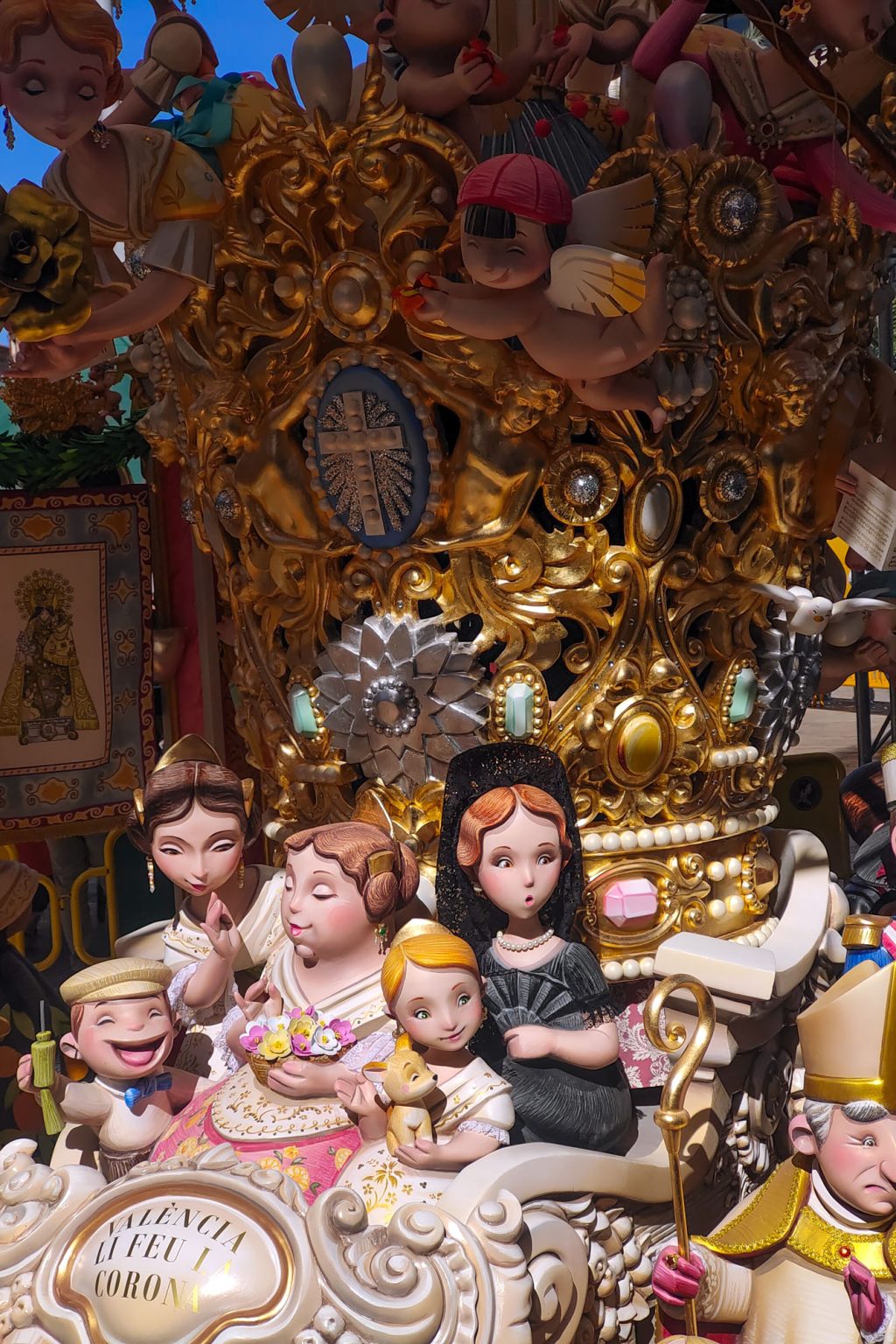 The Fallas Figures of Fallas 2023 - The Winner: Falla Exposició Misser ...