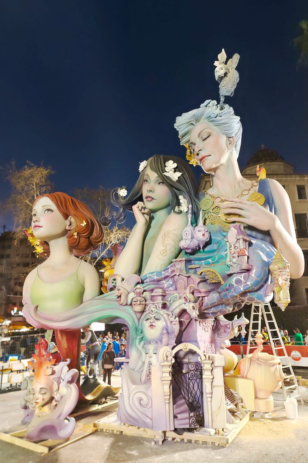The Fallas Figures of Fallas 2023 - The Winner: Falla Exposició Misser ...