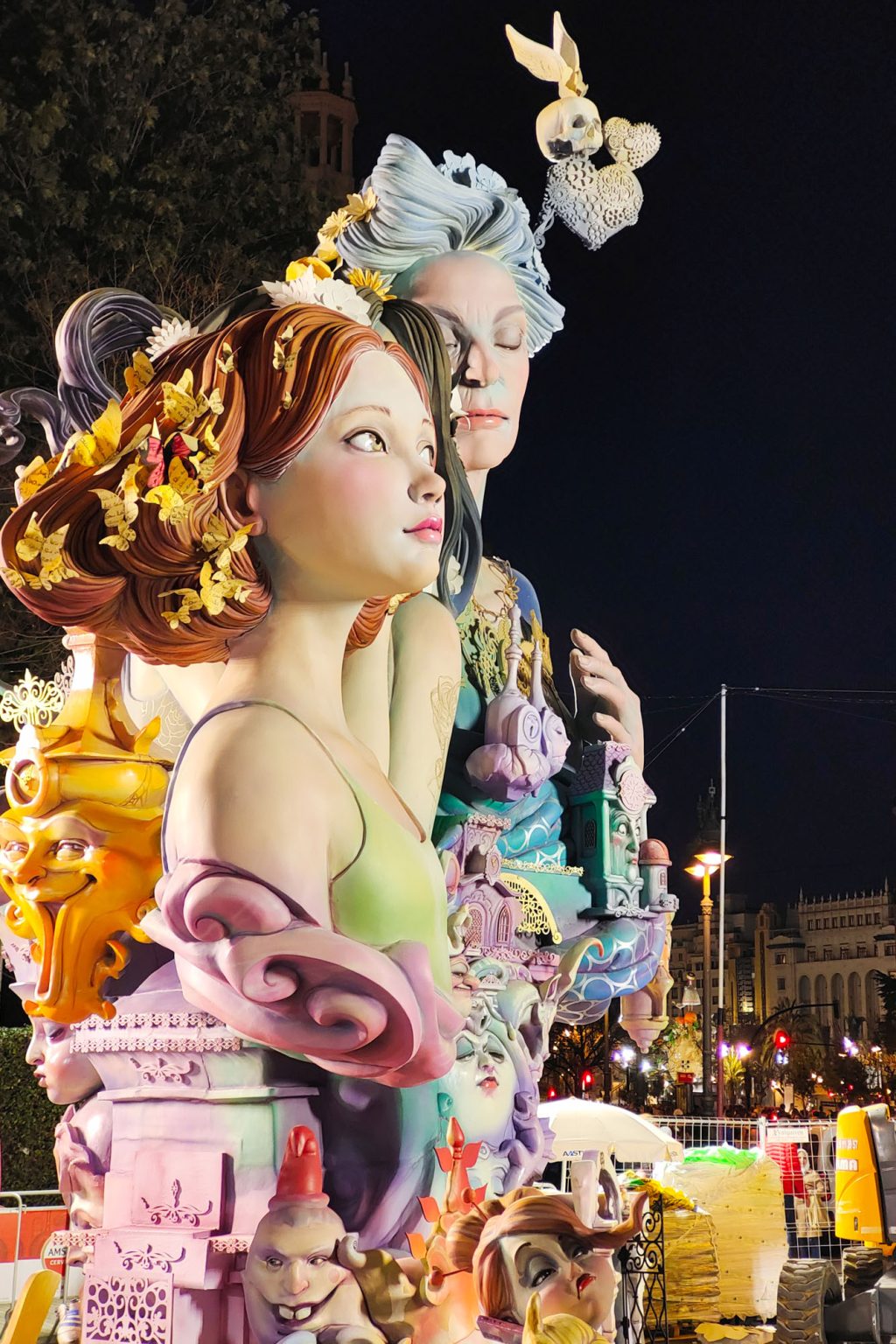 The Fallas Figures of Fallas 2023 - The Winner: Falla Exposició Misser ...