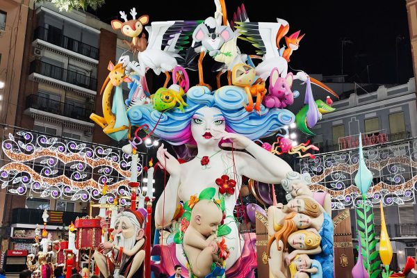 The Fallas Figures of Fallas 2023 - The Winner: Falla Exposició Misser ...
